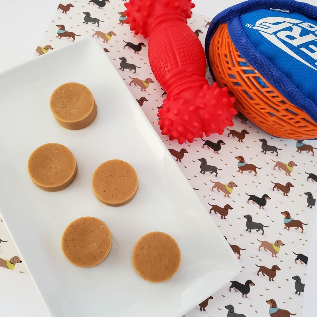 Peanut Butter and Coconut Oil Frozen Dog Treats - Dog Mom Chef